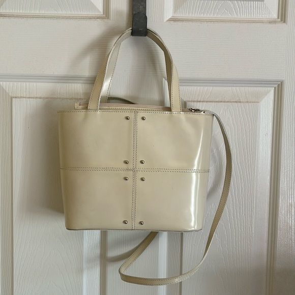Tod's | Bags | Vintage Tods Cream Colored Handbag Comes With Shoulder ...
